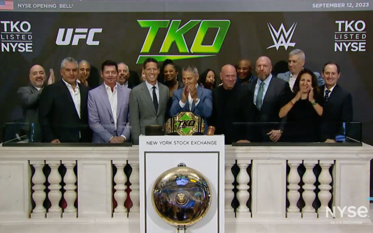 La figura decorativa de TKO “está completamente llena de mierda o no ...